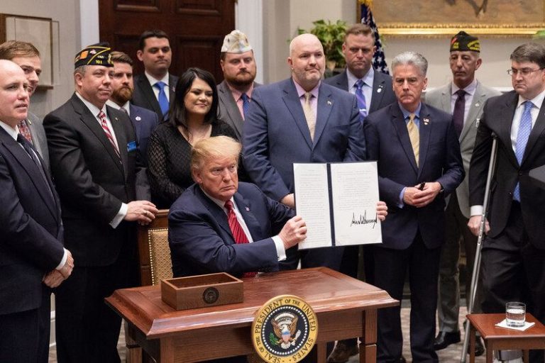 Trump Signs Deregulation Order To Aid Economic Recovery - FortuneZ